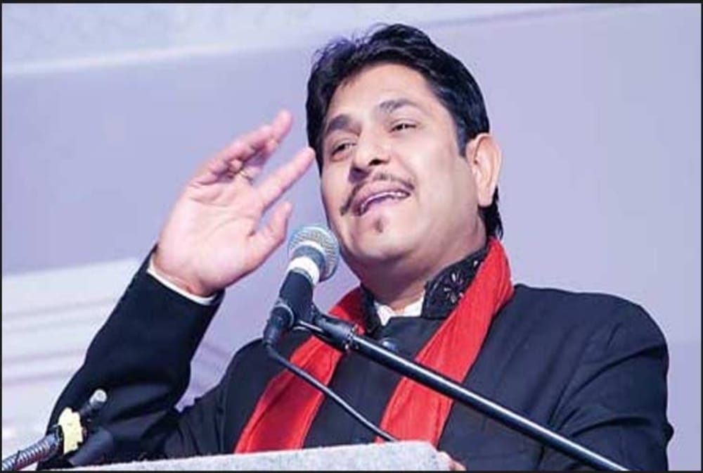 Dr Sunil Jogi Famous Poem Love - Amar Ujala Kavya - डॉ. सुनील जोगी:वो ...