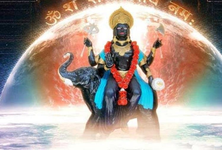 Shani Jayanti 2021:कैसे बने शनि देव कर्मफल दाता, जानिए इसी तरह उनसे ...