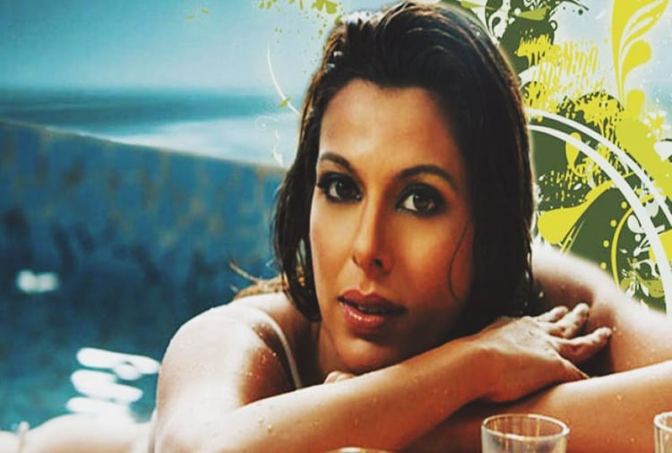 10 Lesser Known And Interesting Facts About Pooja Bedi Life ...