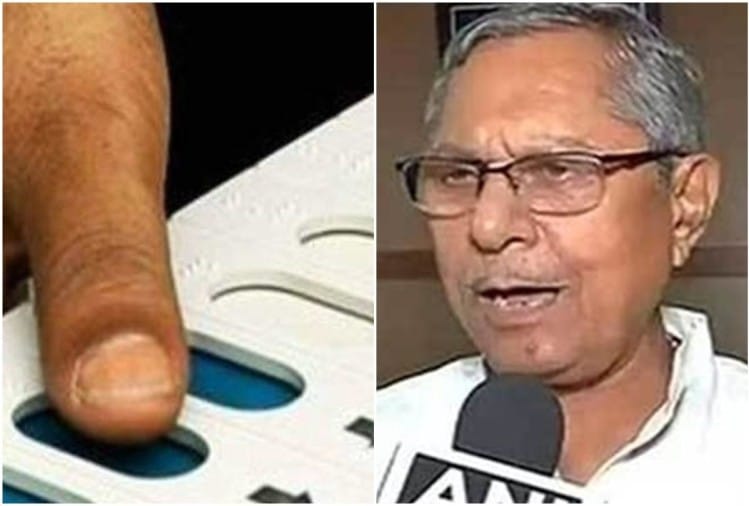 Karnataka Election Result:बहुमत न मिलने से बौखलाई कांग्रेस, ईवीएम पर ...