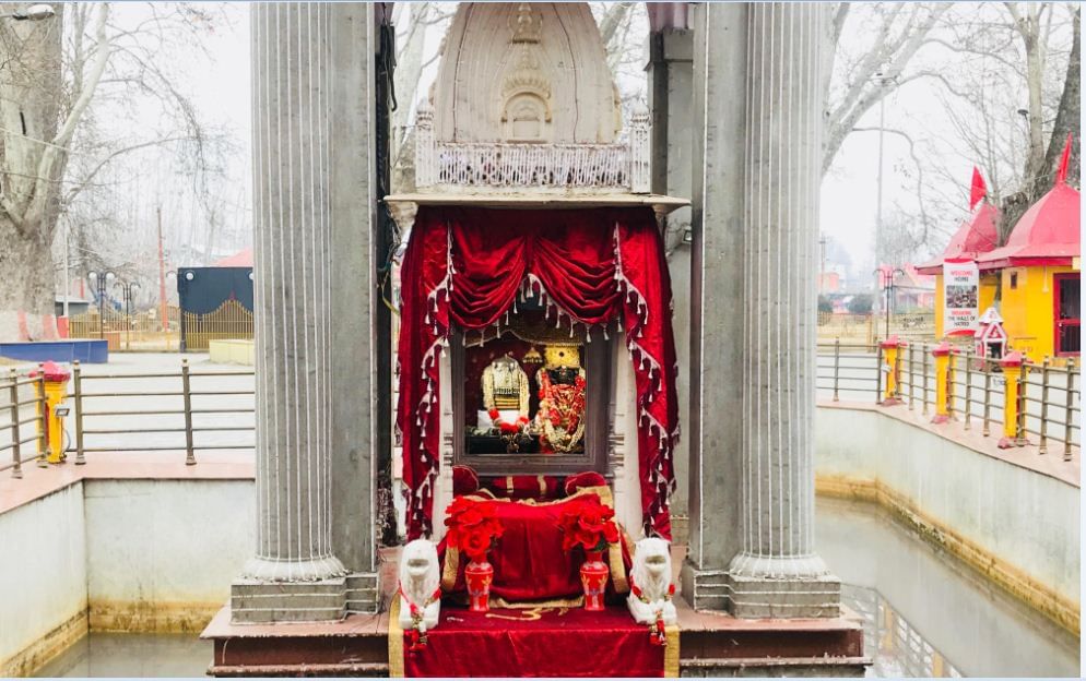 Kheer Bhawani Temple:बहुत चमत्कारी है कश्मीर का खीर भवानी मंदिर, जानिए ...