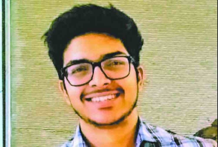 Jee एडवांस के 5 टॉपर्स...जो खुद बता रहे हैं अपनी सफलता का राज, काम ...