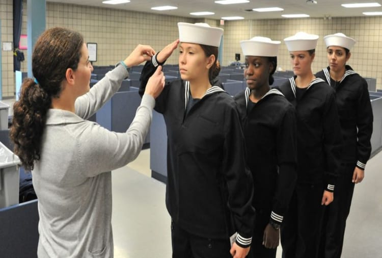 Now Us Navy Allows Female Sailors To Make Other Types Of Hairstyles ...