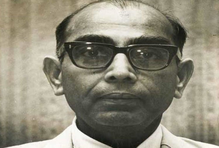 मुख्य न्यायाधीश का पद स्वीकार करने के लिए जस्टिस एएन रे को मिले थे दो ...