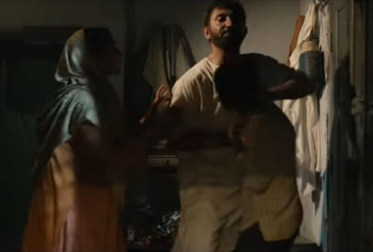 'गली गुलियां' का ट्रेलर हुआ रिलीज, मनोज बाजपेयी की जबरदस्त एक्टिंग के ...