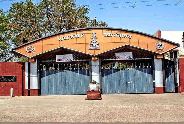 मेक इन इंडिया को बढ़ावा देने के लिए विदेशों में पैठ बनाने में लगी ...