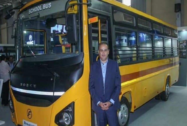 Force Motors Launched Traveller Mono Bus - Amar Ujala Hindi News Live ...