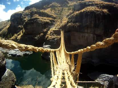Rope Bridge Of Peru Is The Most Dangerous Bridge Of World But Favorite ...