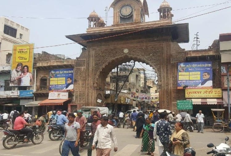 मथुरा और कोसी में भारत बंद बेअसर, दिनभर खुले रहे बाजार, वृंदावन में ...