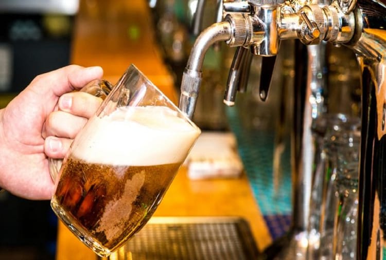 शराब कंपनी ने बीयर का नाम रख दिया 'गणेश', लोगों ने किया ऐसा विरोध ...