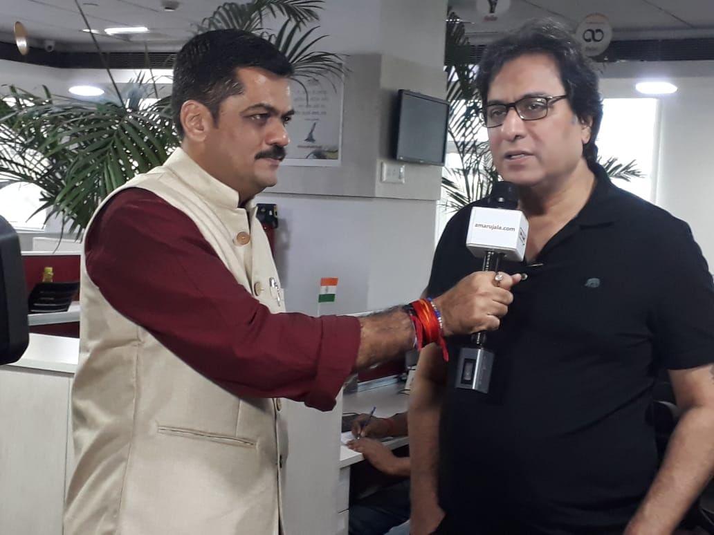 Meet Ghazal Singer Talat Aziz On Facebook Live - Amar Ujala Hindi News ...