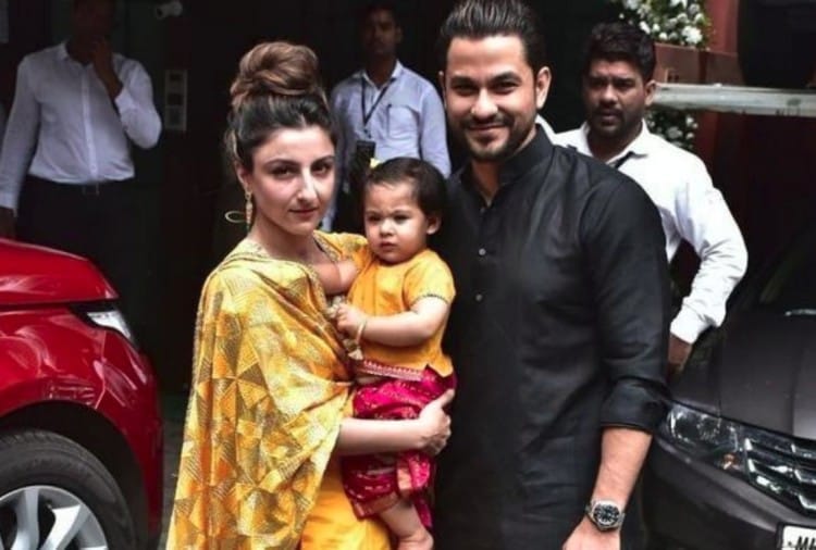 Soha Ali Khan Daughter Innaya Celebrate First Ganesh Chaturthi ...