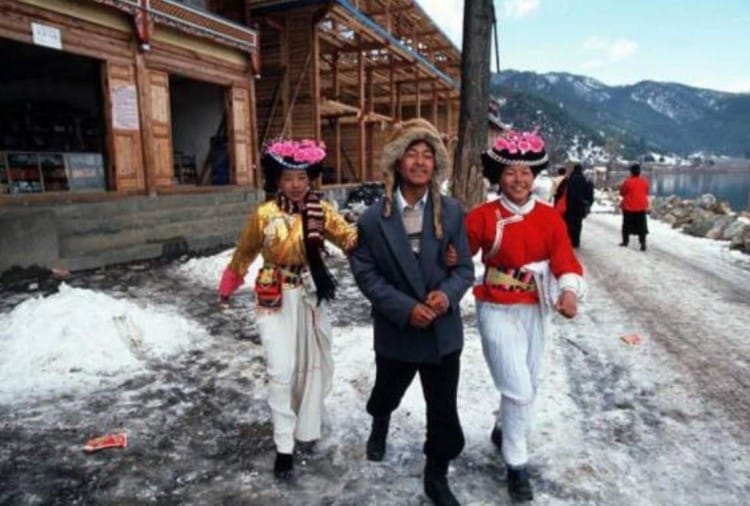Mosuo Tribe And Know About China Mosuo Cast Tradition Of Walking ...