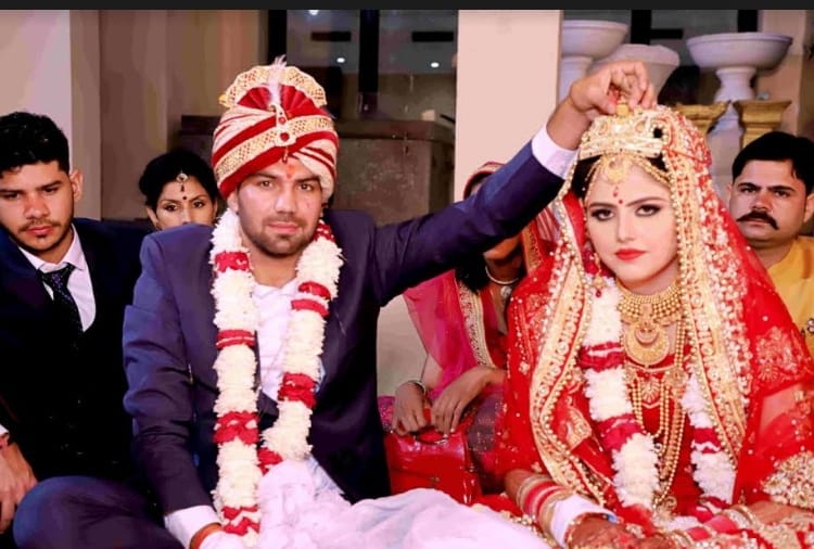 Gold Nmedalist Boxer Manoj Kumar Married Neha In Kaithal - Amar Ujala ...