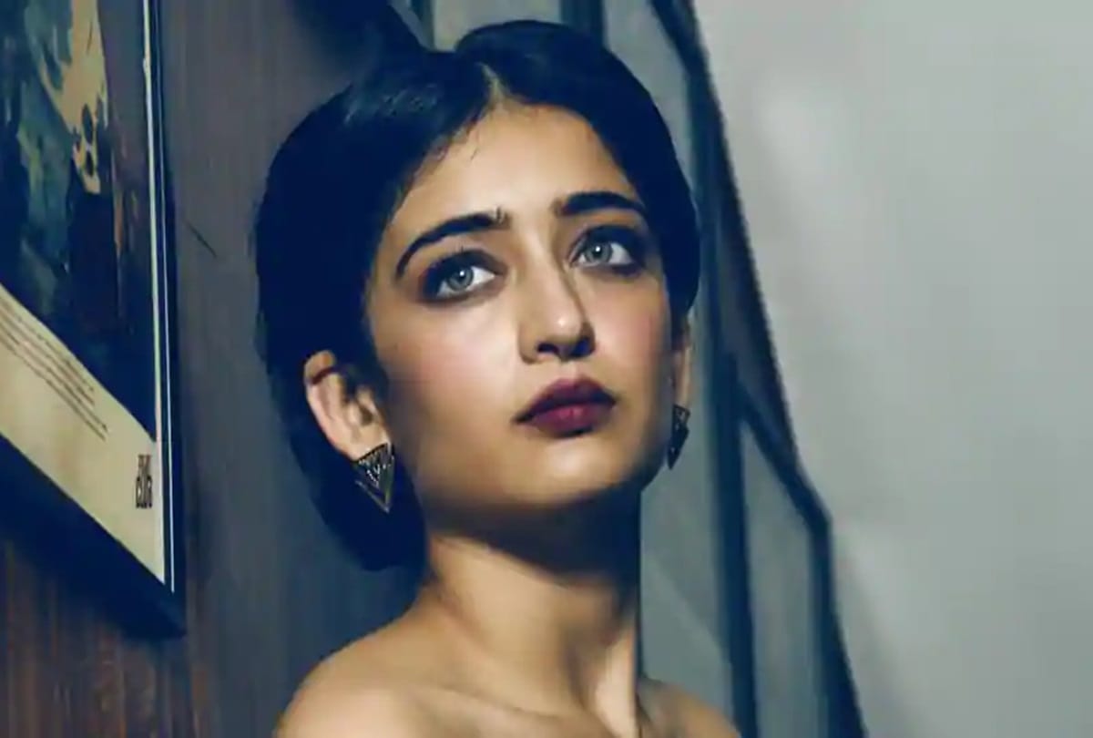 Akshara Haasan Birthday Film Career Private Photos Leak religious ...