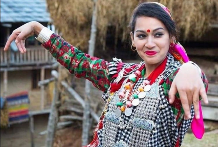 Himachal Folk Dancer Sapna Chauhan Story Mandi Himachal Pradesh - Amar ...