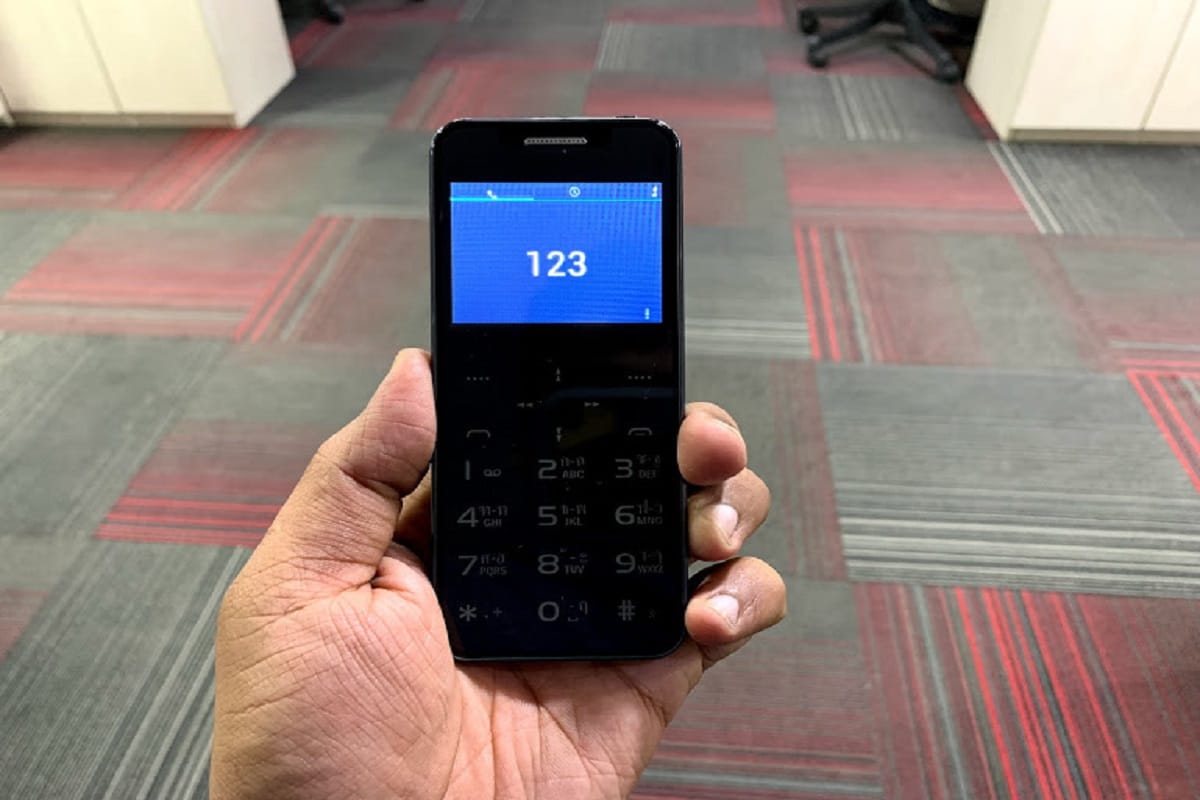 Reinvent Imi फीचर फोन रिव्यू:आकर्षक डिजाइन के शौकीनों के लिए तोहफा ...