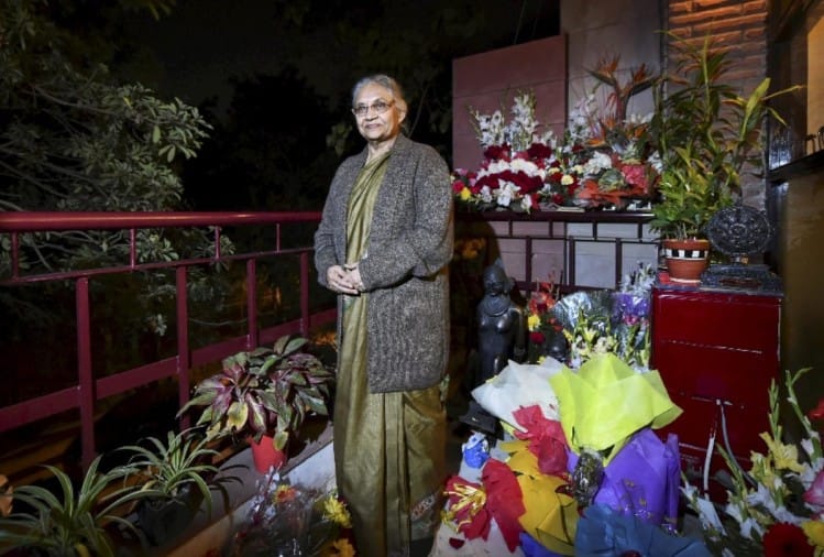 कॉलेज में प्यार और बस में इजहार, कुछ ऐसी थी शीला दीक्षित की लव स्टोरी ...