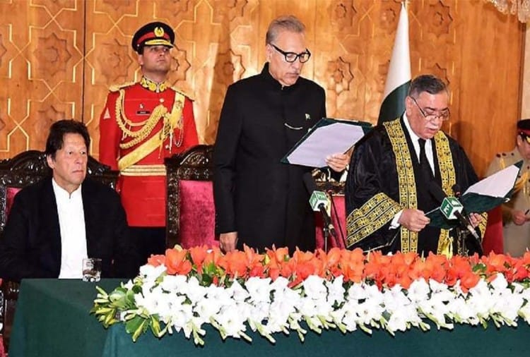 Justice Asif Saeed Khosa Takes Oath As 26th Cji Of Pakistan - Amar ...