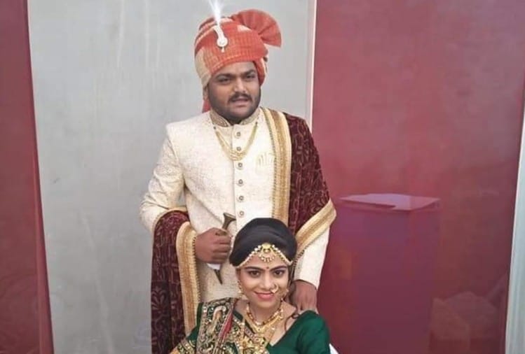 बचपन की दोस्त किंजल पारिख संग शादी के बंधन में बंधे हार्दिक पटेल ...