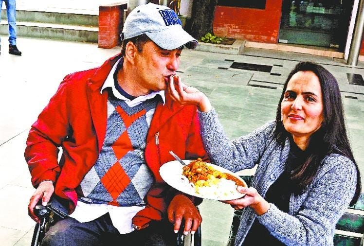 Valentines Day 2019, Unique Love Story Of Samriti Thakur - Amar Ujala Hindi News Live ...