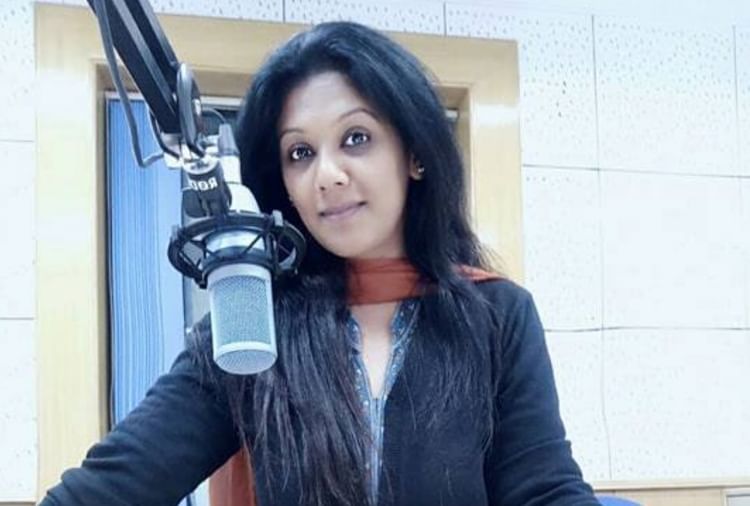 International Womens Day 2019 Special Story On Rj Devika Dutta Her Struggle And Life - Amar ...
