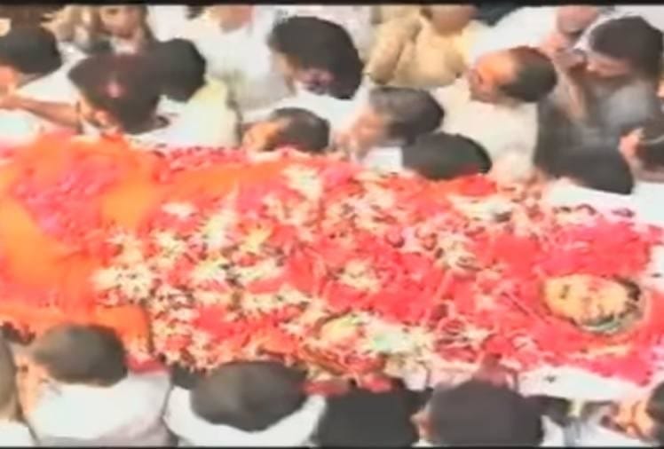 Dead Body Of Divya Bharti