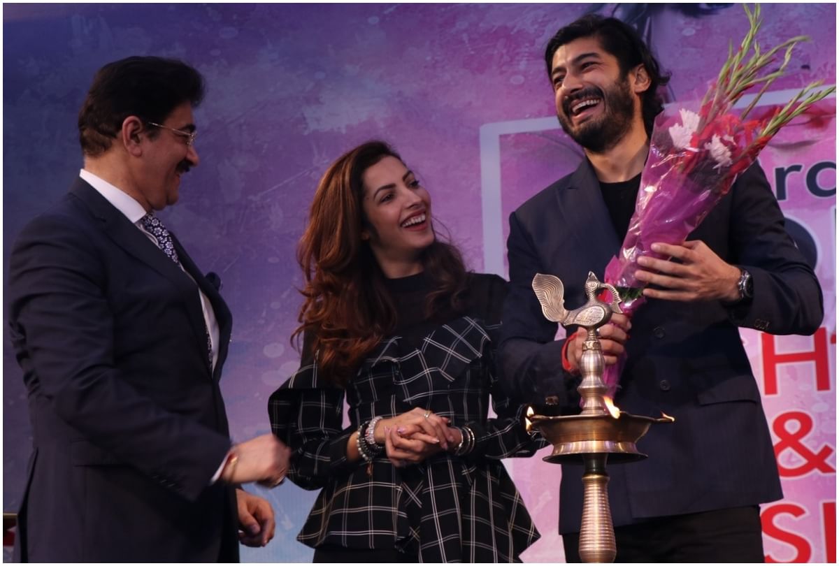 Bollywood Actor Mohit Marwah And His Wife Antara Motiwala Blessed With ...