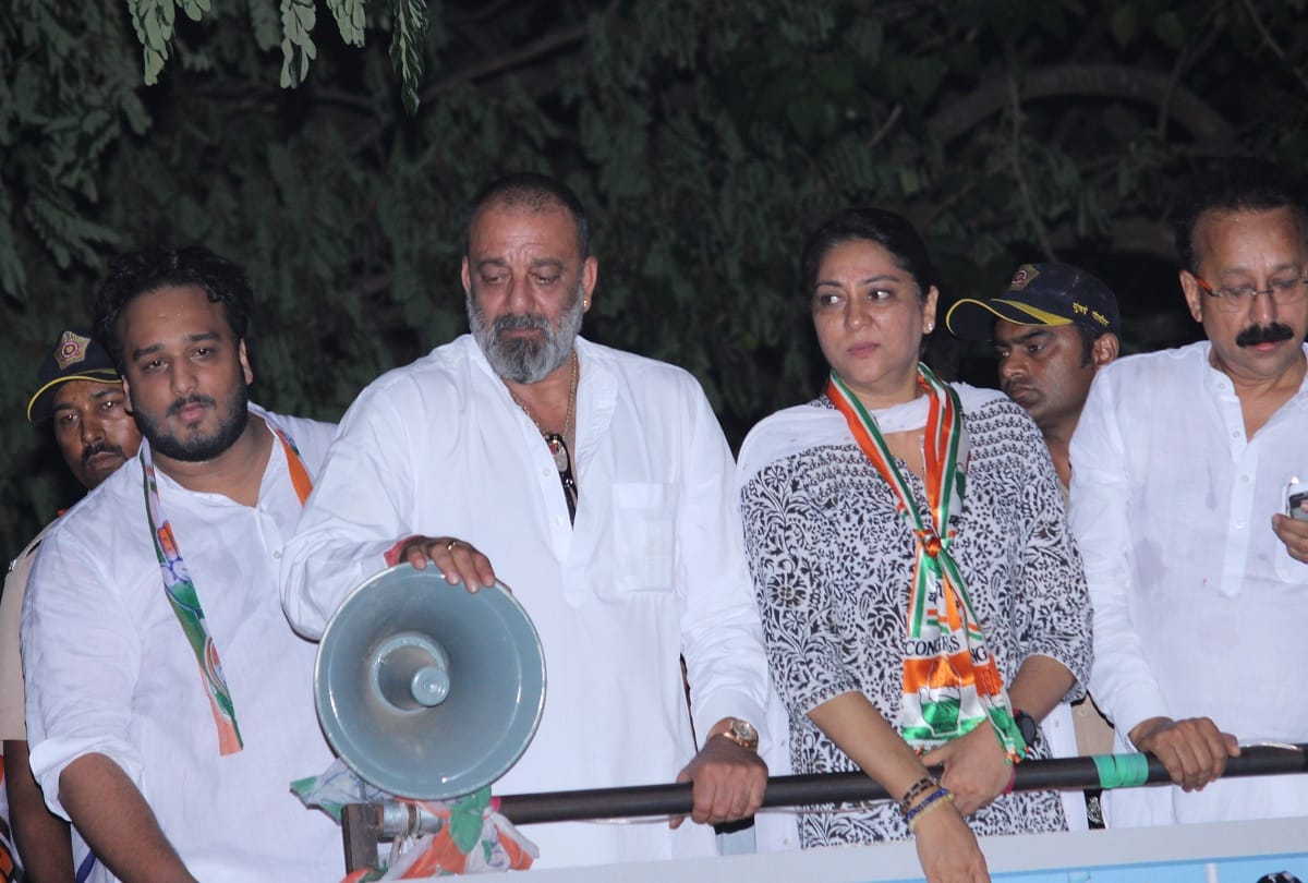 Sanjay Dutt Was Compainging For Sister Priya And Manyata ...