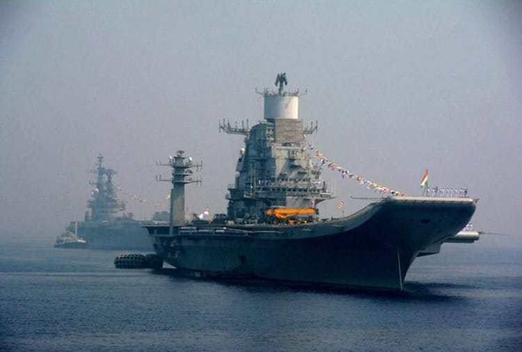 Big News:मरम्मत के बाद समुद्र में उतरा आईएनएस विक्रमादित्य, पढ़ें देश ...