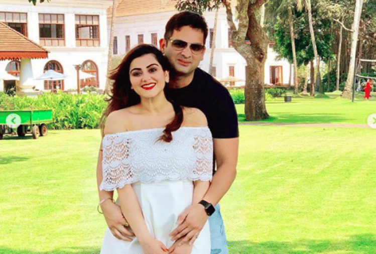 Actress Priyanka Chibber Share Baby Bumb Photos On Instagram ...