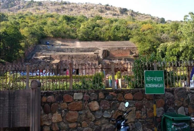 यहां छुपा है मगध सम्राट बिम्बिसार का खजाना, लेकिन दरवाजे को आज तक नहीं ...