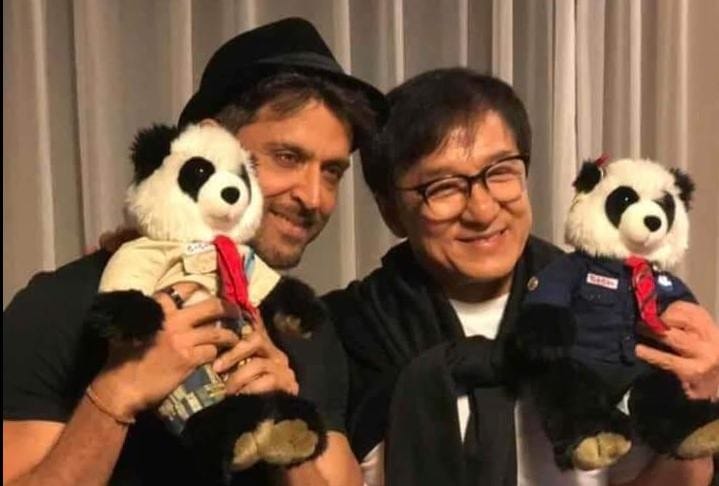 चीन पहुंचे ऋतिक रोशन ने जैकी चैन से की मुलाकात, सोशल मीडिया पर तस्वीर ...