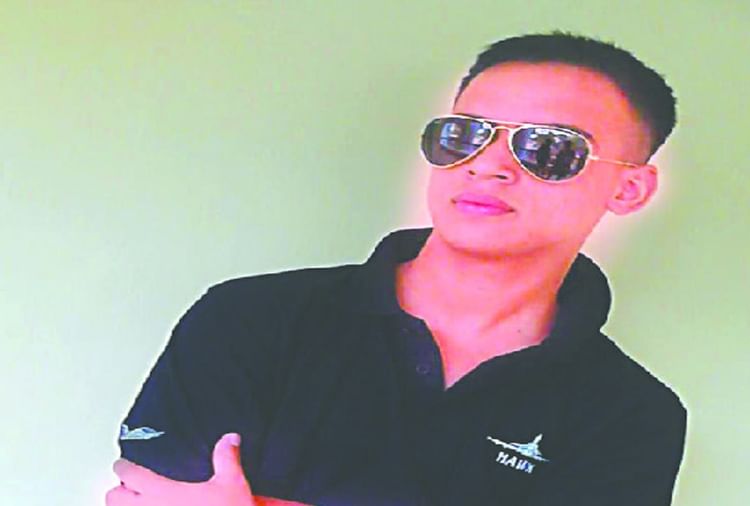 Flight Lieutenant Rajesh Thapa Of Faridabad Is Aboard The Air Force's ...