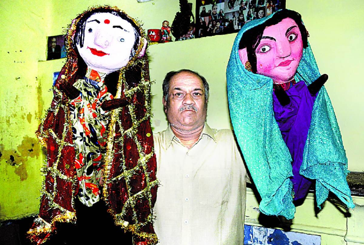 Know About Puppet Artist Pradeep Tripathi - Amar Ujala Hindi News Live ...
