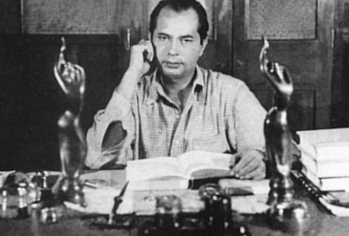 Bimal Roy Death Anniversary Special Know His Five Best Movies ...