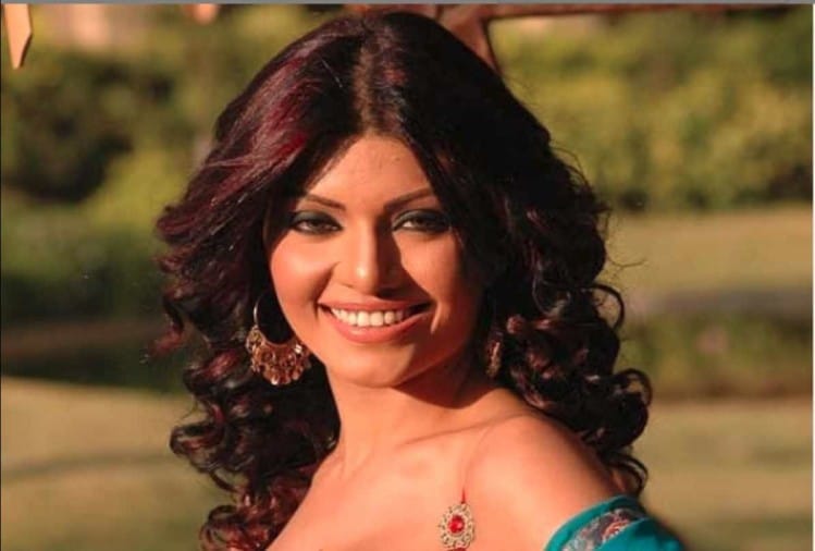 Monday Flashback Koena Mitra Plastic Surgery Went Wrong And She Left ...