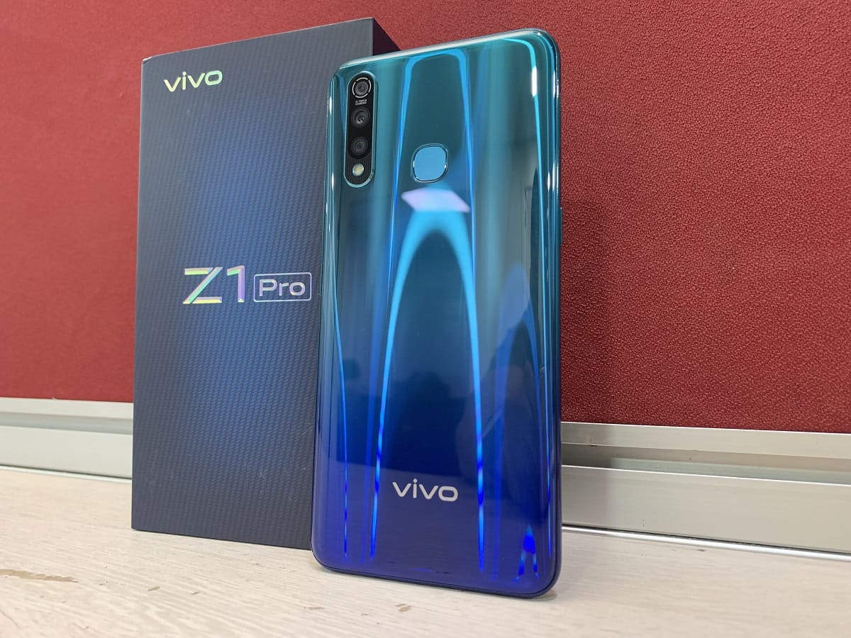 Vivo Z1 Pro Review:15 हजार की रेंज में जंबो बैटरी वाला शानदार ऑल राउंडर ...