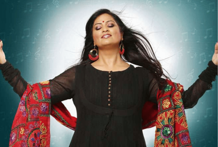 Bollywood Singer Richa Sharma Birthday Special And Successes Story ...