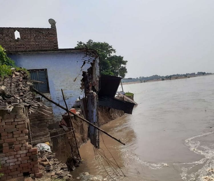 Ring Dam Broken By Rising Water Level Of Ganga In Ballia - Amar Ujala ...