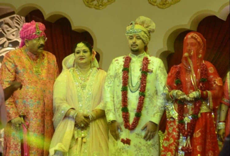 शाही शादी:एक दूजे के हुए सुयश और रीवा की राजकुमारी मोहिना, तस्वीरों में ...