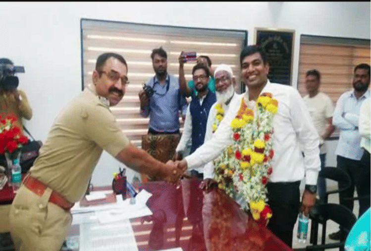 Do You Know About Syed Riyaz Ahmed Ias Upsc - Amar Ujala Hindi News ...