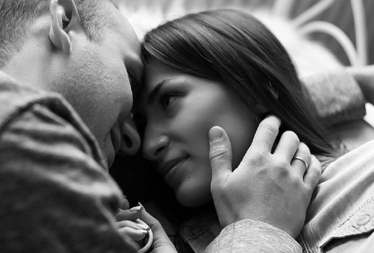 Are You Living A Better Sex Life How Many Times Sex In A Week Is Healthy Amar Ujala Hindi News