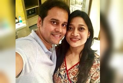 Ias Couple Anuj Singh And Harshita Mathur Story In Gorakhpur - Amar ...