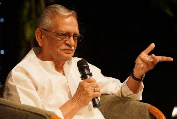 Gulzar Ghazal Din Kuch Aise Guzarta Hai Koi - Amar Ujala Kavya - दिन ...