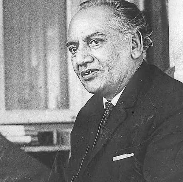 Faiz Ahmad Faiz Urdu Poetry Dono Jahaan Teri Mohabbat Mein Haar Ke ...