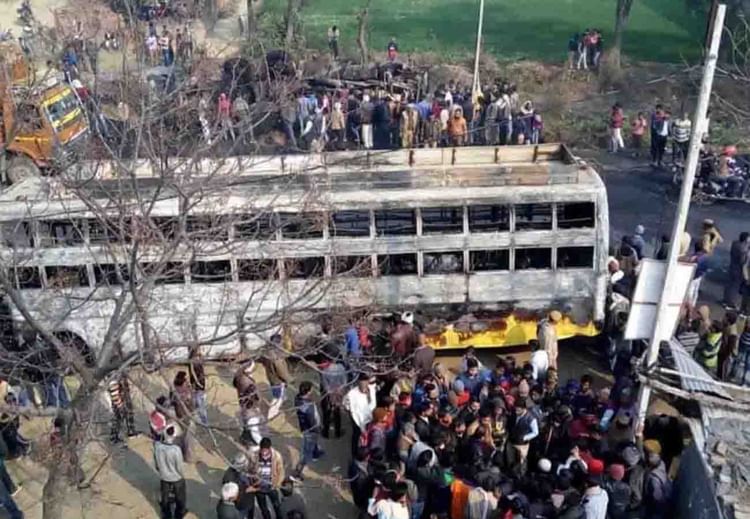 Kannauj Bus Accident, Mistress Of Bus Dodging Police By Changing ...