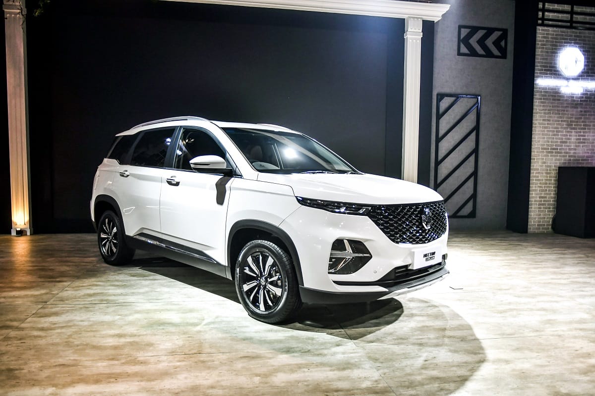 Mg Hector Plus Suv भारत में अगले महीने हो रही है लॉन्च, कंपनी ने किया ...