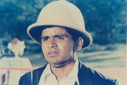 Raghubir Yadav Wife Poornima Kharga Reveals Her Husband Affairs With ...