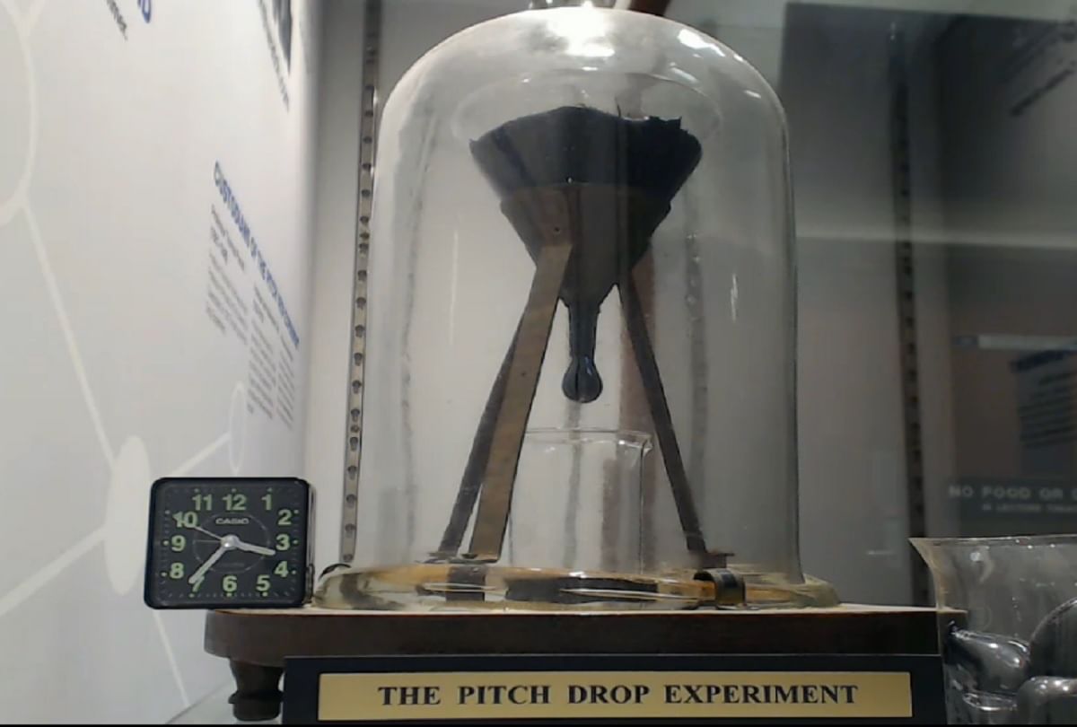 Worlds Longest Experiment Pitch Drop Who Continuously Running From 93 ...